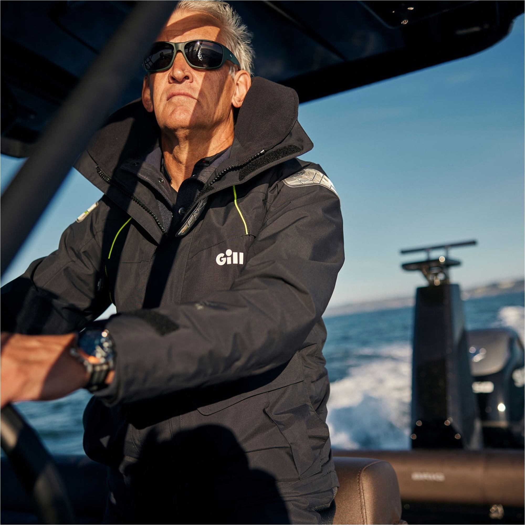 2025 Gill Mens OS2 Offshore Jacket OS26J - Black - Sailing - Sailing - Yacht | Wetsuit Outlet